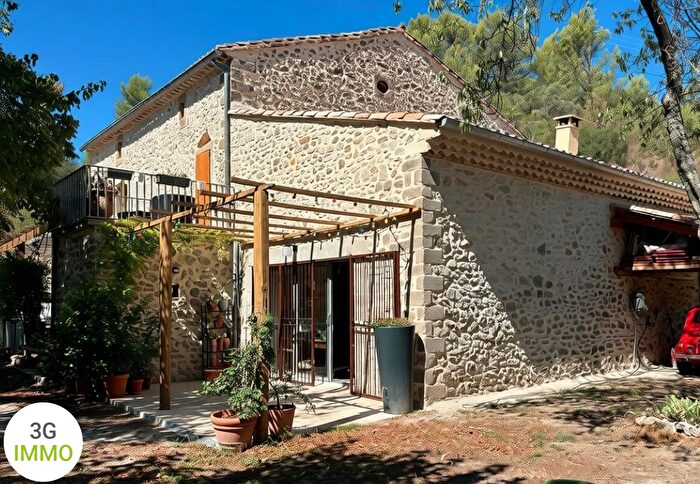 Maison 7 pièces à Uzès, à vendre