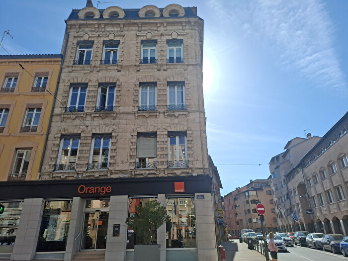 Villefranche-sur-Saône, Centre-ville - Appartement 3 pièces à louer