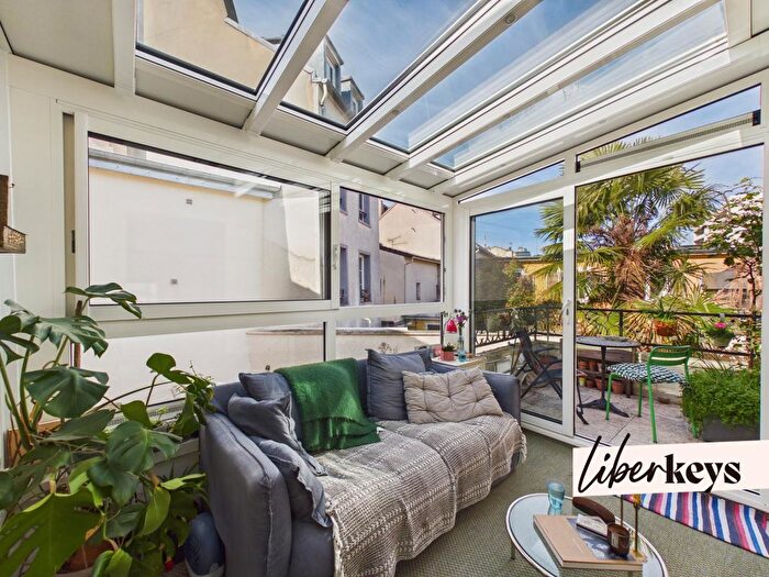 Appartement à vendre - Romainville, Centre-ville - 2 pièces - 1 chambre