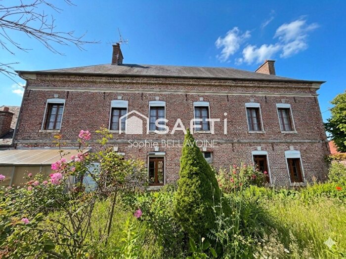 Maison 10 pièces à Maison-Roland, à vendre