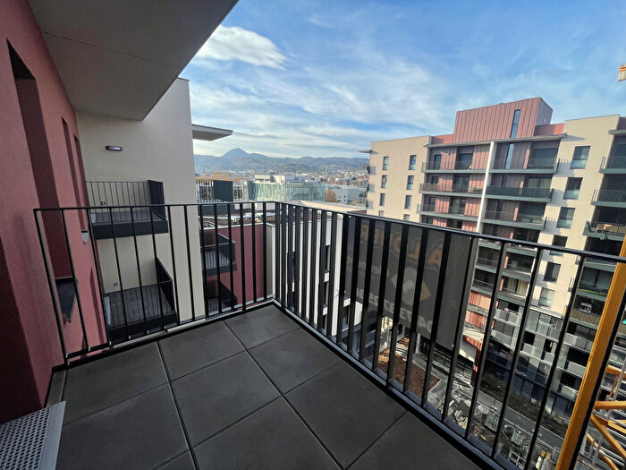 Appartement à louer - Clermont-Ferrand, Delille, Cathédrale, La Gare - 1 pièce