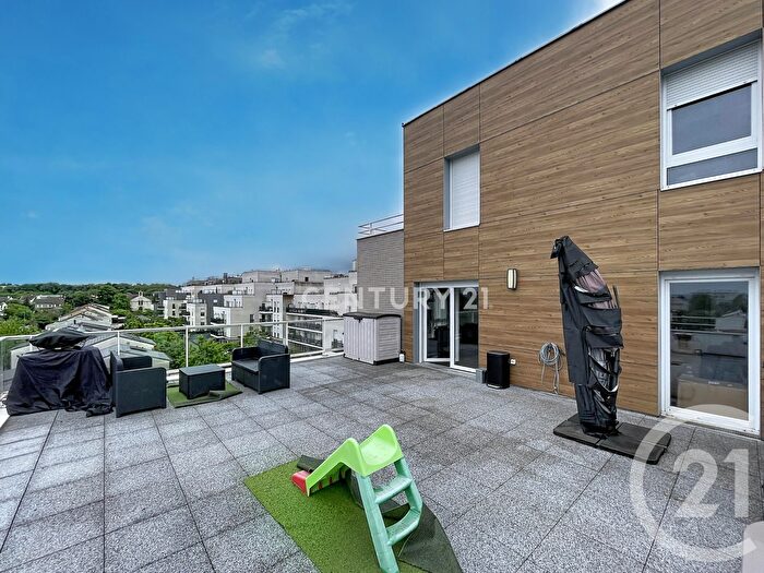 Appartement 4 pièces à Noisy-le-Grand, Centre-ville, à vendre