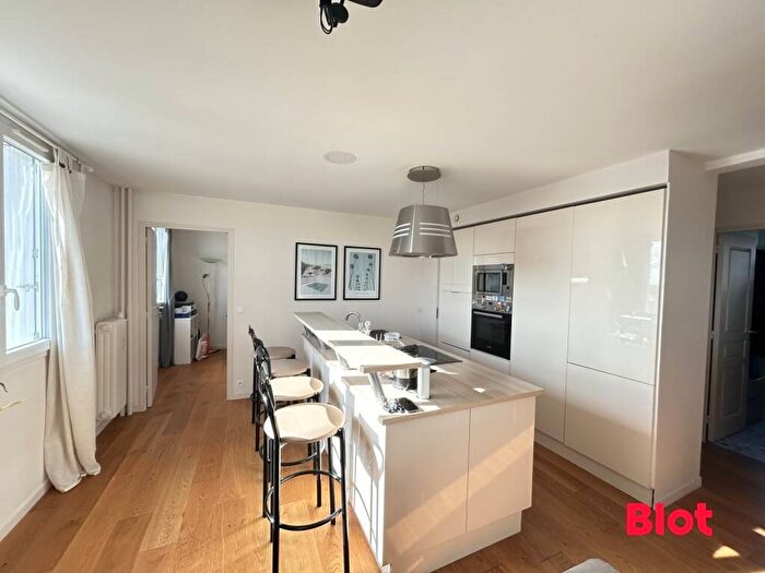 Saint-Jacques-de-la-Lande - Appartement 4 pièces à louer