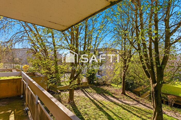 Appartement à vendre - Cachan, Centre-ville - 3 pièces - 2 chambres