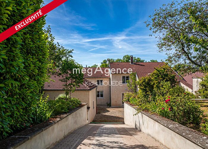 Maison 5 pièces à Pont-sur-Madon, à vendre