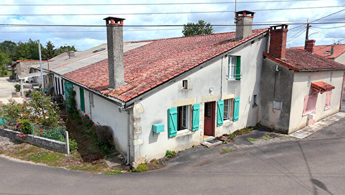 Maison 3 pièces à Mauprévoir, à vendre