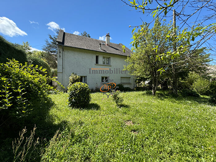 Maison à vendre - Saint-Affrique - 8 pièces - 5 chambres