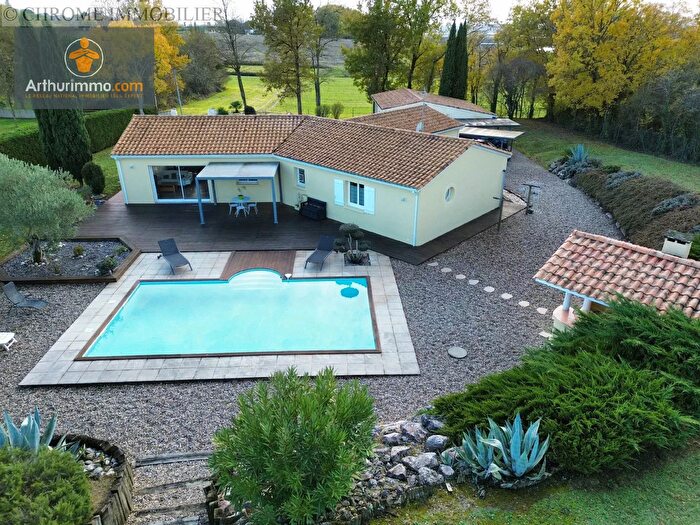 Maison à vendre - Virazeil - 7 pièces - 4 chambres