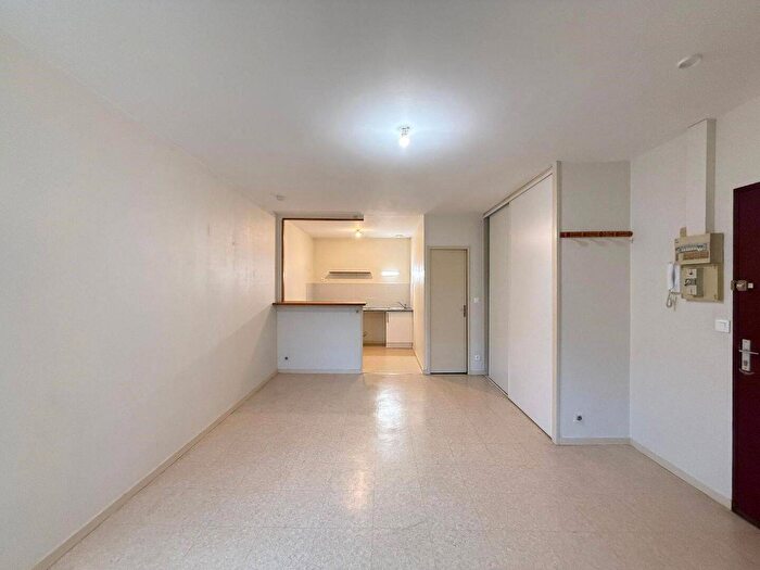 Appartement à louer - Belle Beille, Angers - 1 pièce