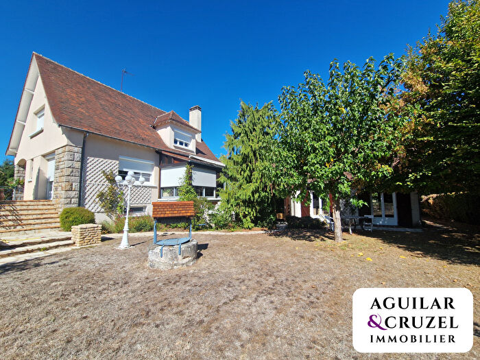 Maison 7 pièces à vendre à Mehun-sur-Yèvre