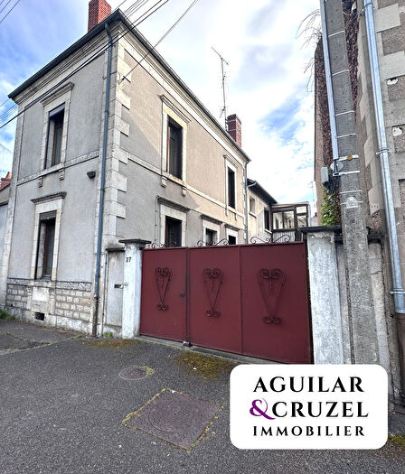 Maison à vendre - Bourges, Centre-ville, Charlet, Lahitolle, Pignoux, Sembat - 6 pièces - 5 chambres