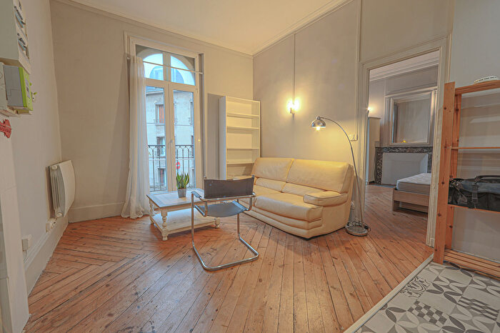 Appartement à louer - Rouen, Vieux Marché, Cathédrale - 2 pièces - 1 chambre