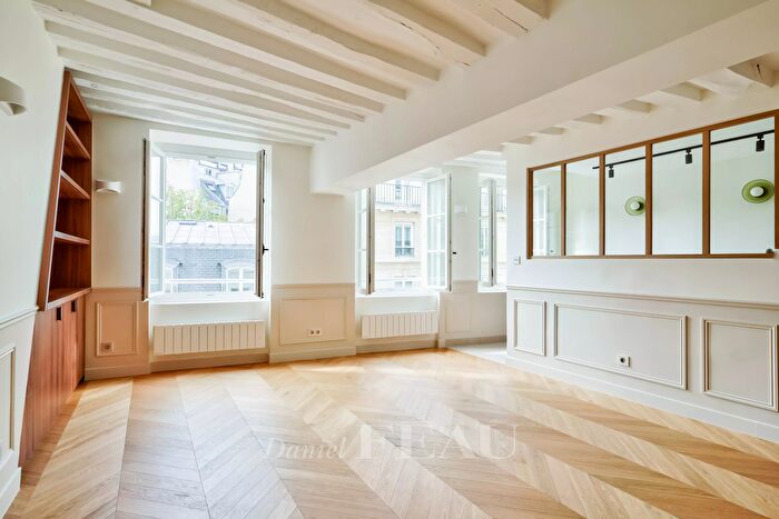 Appartement à vendre - Paris e , Odéon, Mabillon - 3 pièces - 2 chambres