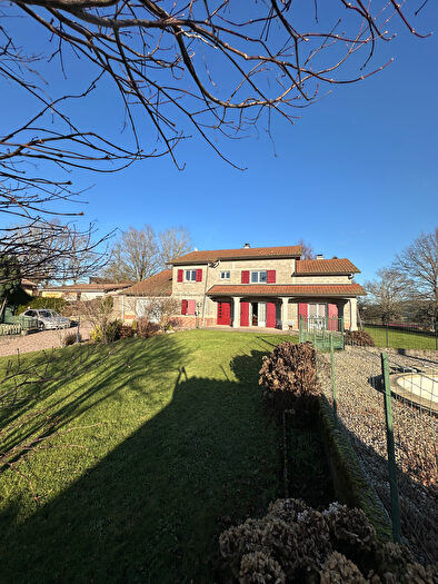 Maison à vendre - Celles-sur-Durolle - 8 pièces - 6 chambres