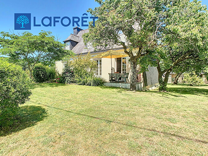 Maison à vendre - Mûr-de-Bretagne - 5 pièces - 4 chambres