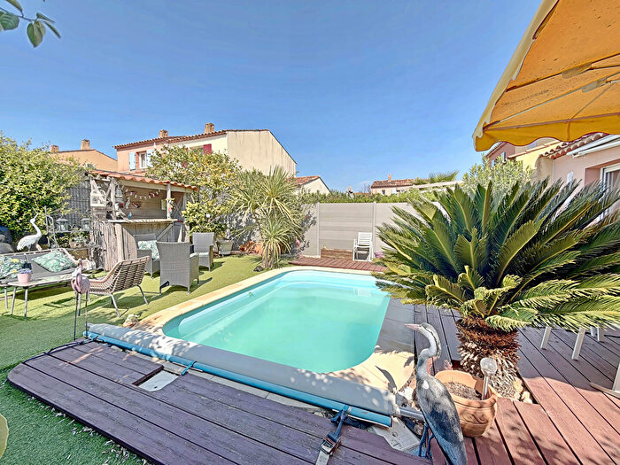 Roquebrune-sur-Argens, Les Fourques, Le Défens, Les Quatre Chemins : Maison 3 pièces à vendre