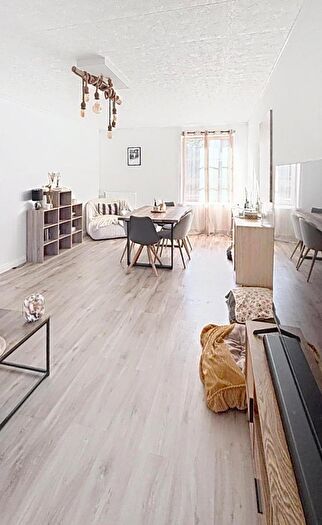 Appartement 5 pièces à louer à Varennes-lès-Mâcon