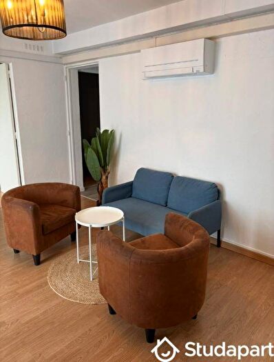 Appartement à louer - Hôpitaux-Facultés, Montpellier - 1 pièce - 3 chambres