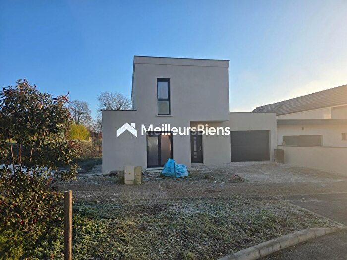 Maison à vendre - Is-sur-Tille - 6 pièces - 4 chambres