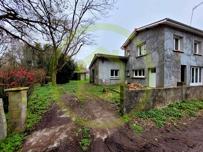 Maison à vendre - Boisredon - 4 pièces - 3 chambres