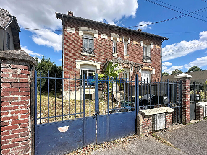 Chauny, Centre-ville, Chaussée, Brouage, Beauséjour - Maison 3 pièces à louer