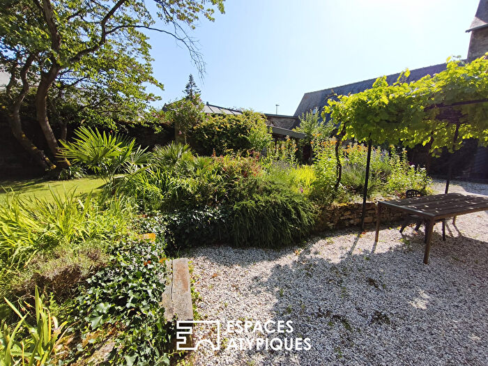 Vitré, Maison Rouge - Maison 8 pièces à vendre