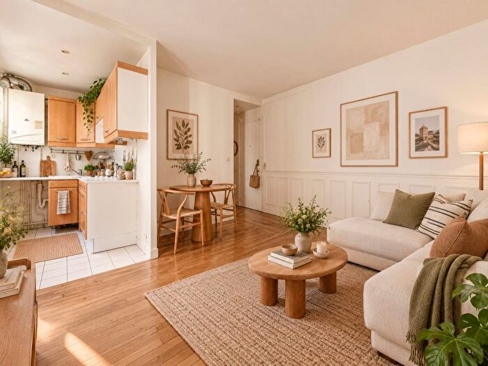 Appartement 2 pièces à vendre à Vincennes, Centre Sud