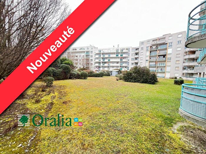 Appartement à louer - Allies-Clos dOr, Grenoble - 1 pièce