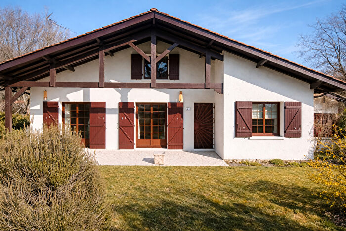 Maison à vendre - Le Pian-Médoc - 6 pièces - 4 chambres