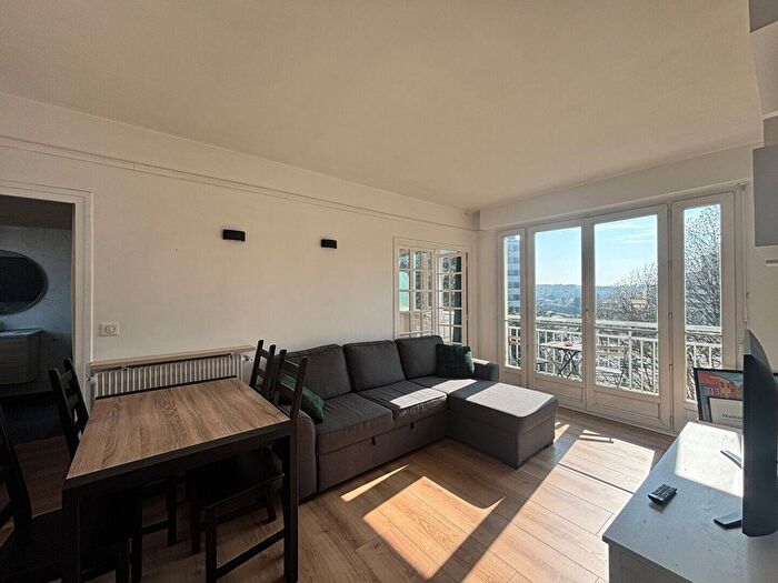 Appartement à louer - La Fontaine-Parc des Sceaux-Croix de Berny-Centre Ville, Antony - 2 pièces - 1 chambre