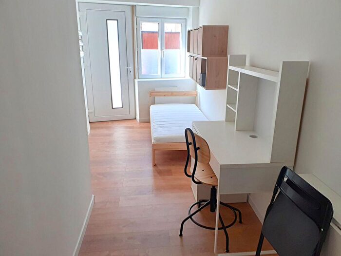Ronchin, Petit Ronchin, Le Bas Hellu : Appartement 1 pièce à louer