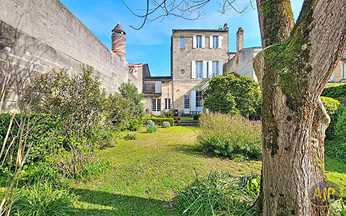Maison à vendre - Libourne, Saint-Ferdinand, Les Charruauds, Les Dagueys - 7 pièces - 5 chambres