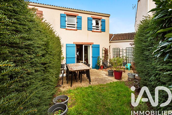 Maison à vendre - Saint-Sébastien-sur-Loire, Est - 4 pièces - 3 chambres