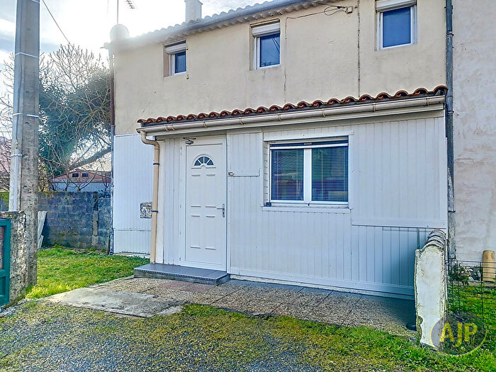 Maison à vendre - Cussac-Fort-Médoc - 3 pièces - 2 chambres