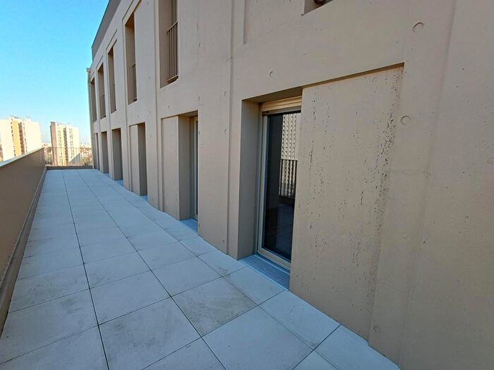 Appartement à louer - Bobigny, Centre-ville - 4 pièces - 3 chambres