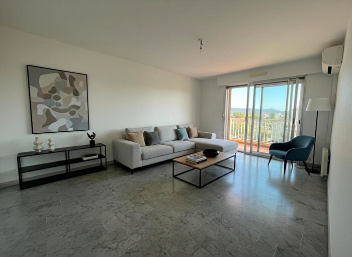 Appartement 2 pièces à vendre - Fréjus, Centre-ville