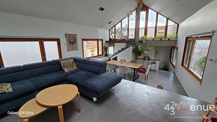 Maison à vendre - Saint-Étienne, Montaud - 5 pièces - 4 chambres