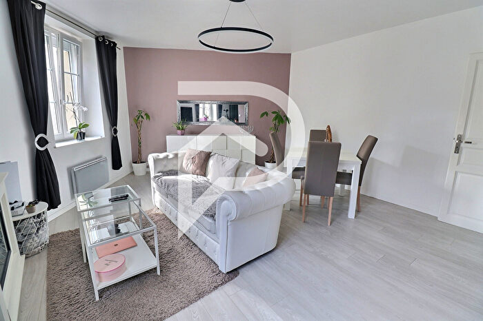 Appartement à louer - Frépillon - 2 pièces - 1 chambre