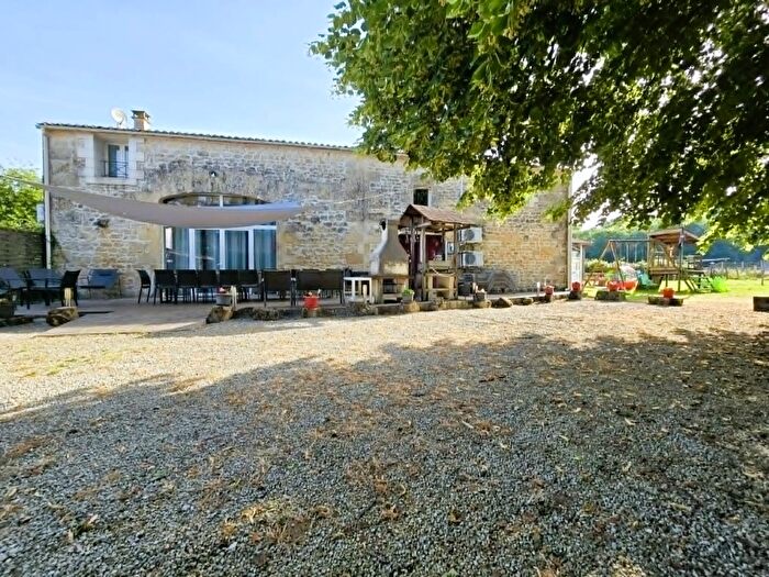 Saint-Quantin-de-Rançanne - Maison 18 pièces à vendre