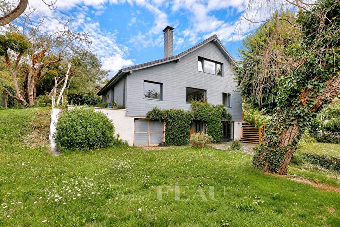 Maison 7 pièces à louer - Rueil-Malmaison, Mont Valerien