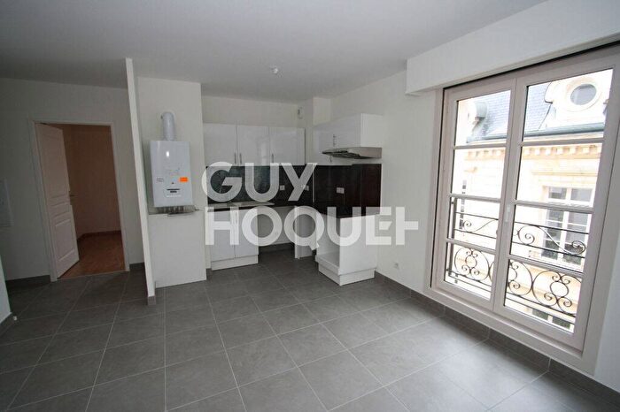 Appartement à louer - Bourgogne-Châtelet, Orléans - 3 pièces - 2 chambres