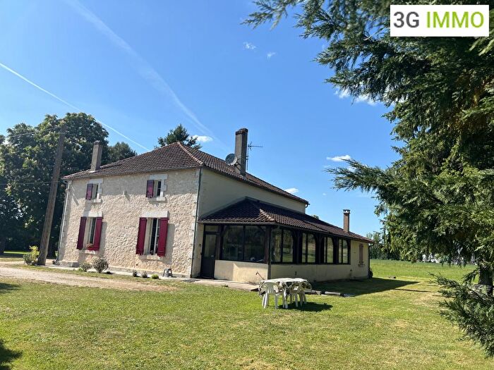 Maison à vendre - Castillonnès - 6 pièces - 4 chambres
