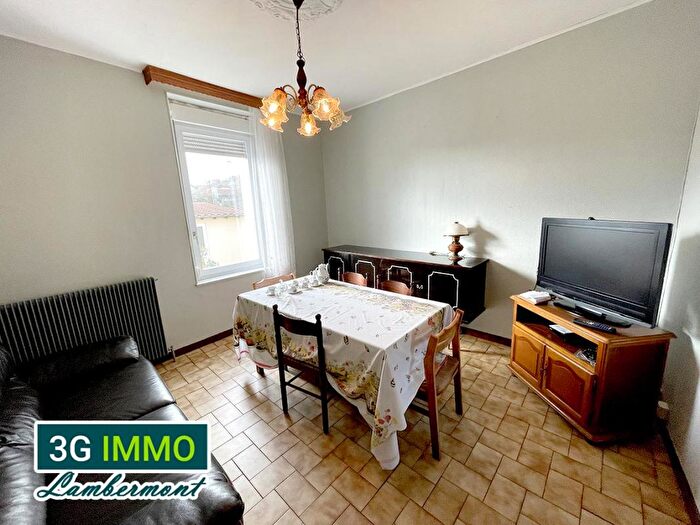 Maison à vendre - Mont-Saint-Martin - 8 pièces - 5 chambres