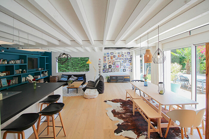 Maison à vendre - Le Bourget-du-Lac - 9 pièces - 5 chambres