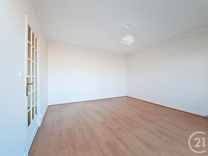 Appartement à vendre - Vaux-le-Pénil - 2 pièces - 1 chambre