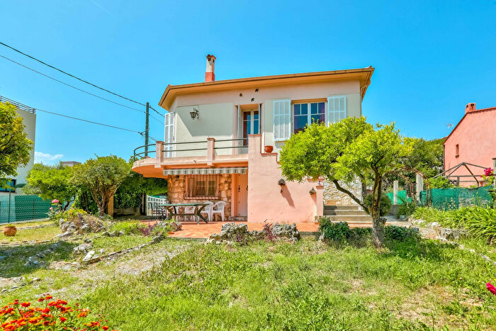 Maison à vendre - Cagnes-sur-Mer, Saint-Roman, Lautin - 5 pièces - 3 chambres