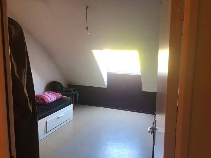 Appartement à louer - Marie-Godillot-Landy, Saint-Ouen-sur-Seine - 1 pièce