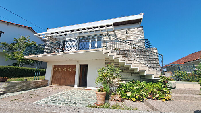 Maison à vendre - Royan, Le Parc, Plage de la Grande-Conche - 9 pièces - 6 chambres