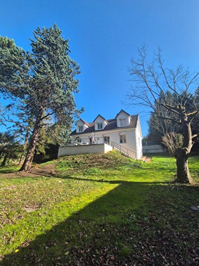 Maison à louer - Ouest, Marly-le-Roi - 5 pièces - 3 chambres