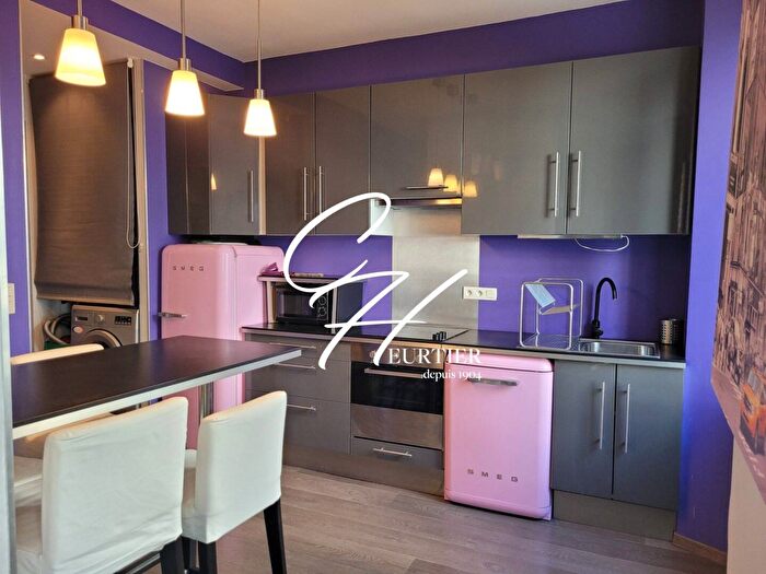 Berriat-Ampere, Grenoble - Appartement 1 pièce à louer